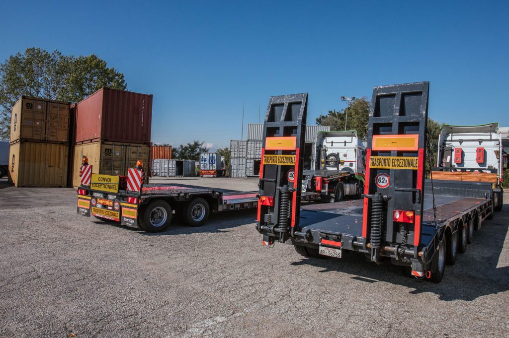 Oversize load transport - Gmt Trasporti